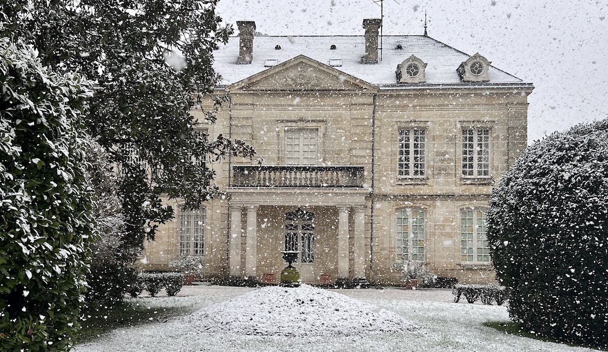 2023 December Season's Greetings Bordeaux Wine Magazine: Merry ...